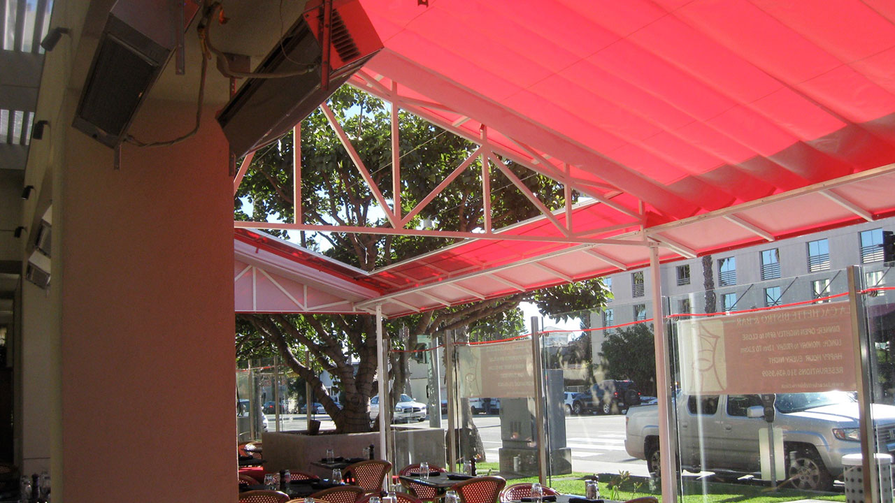 Restaurant Awnings | World of Awnings and Canopies