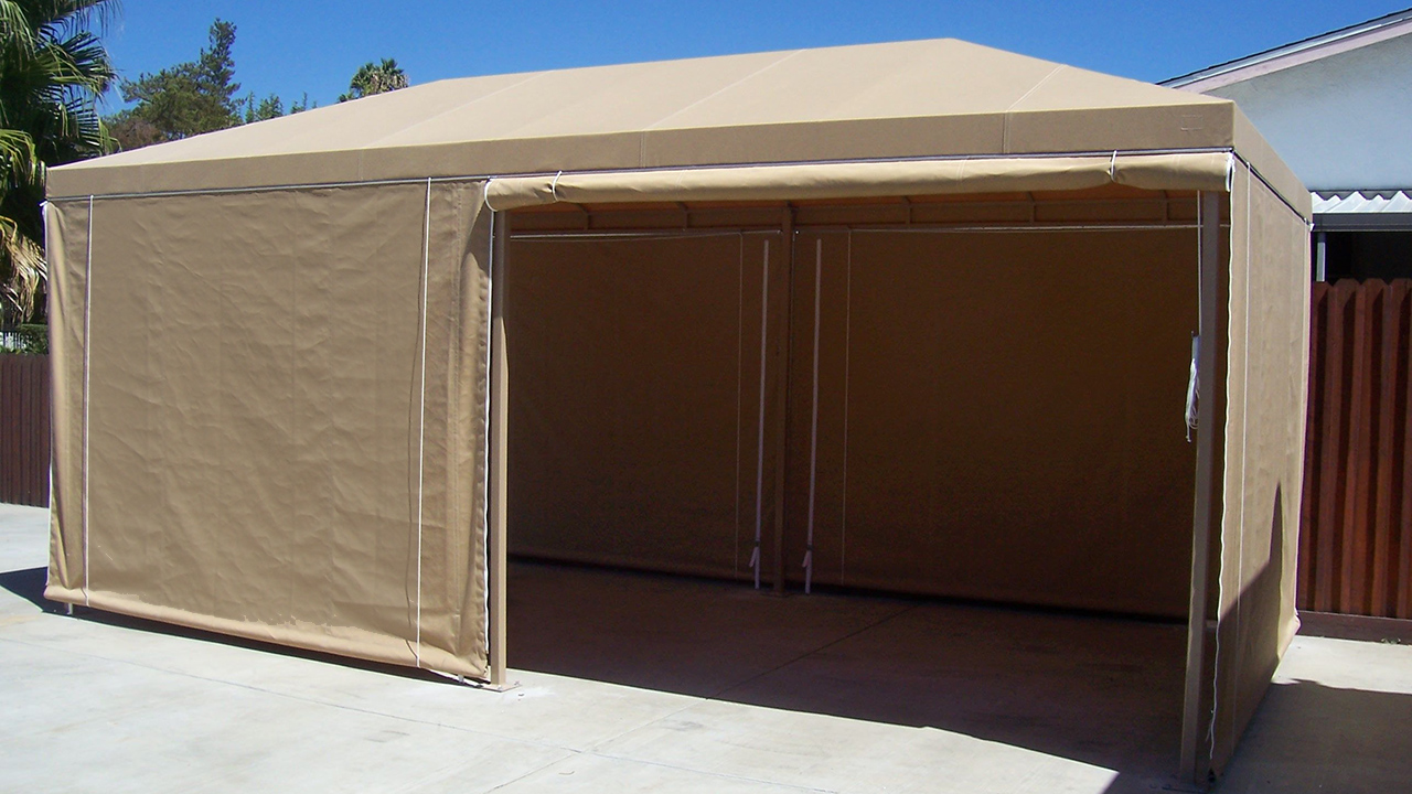 Roll-Up Curtains – World of Awnings and Canopies